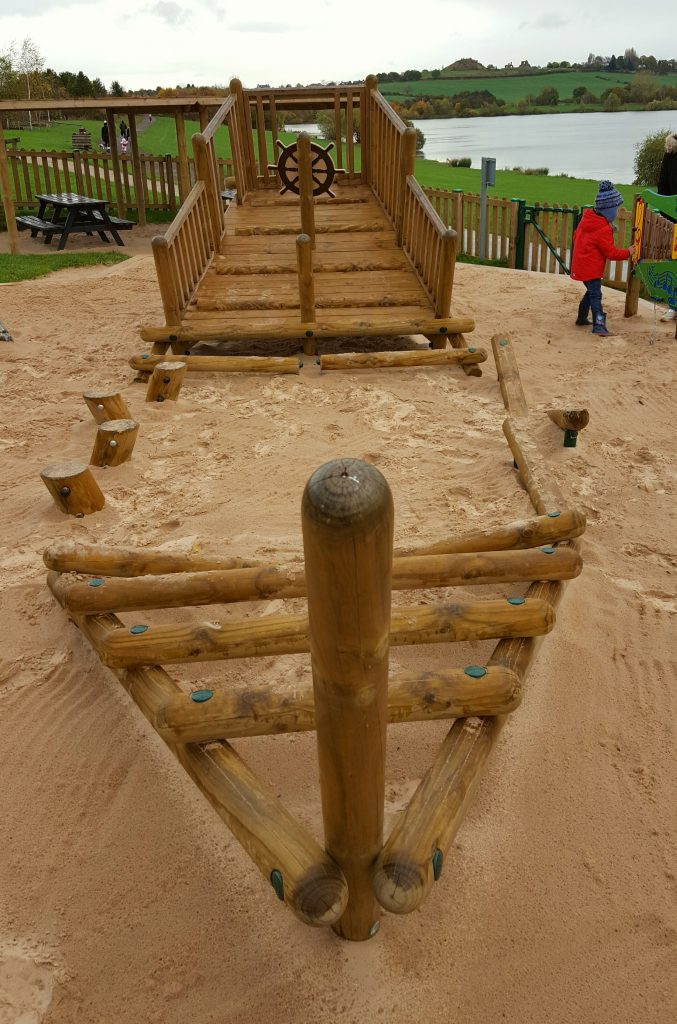 An Autumn Stroll at Pugneys - Notes From A Dad